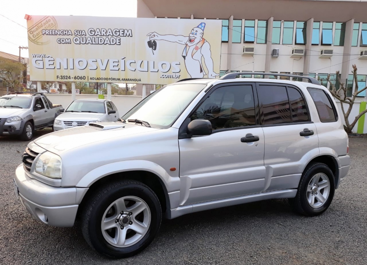 Gênios Veículos | TRACKER 2004 COMPLETO