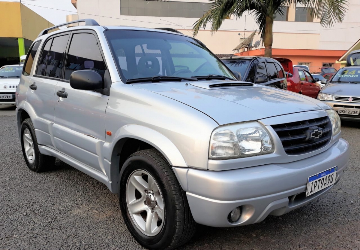 Gênios Veículos | TRACKER 2004 COMPLETO